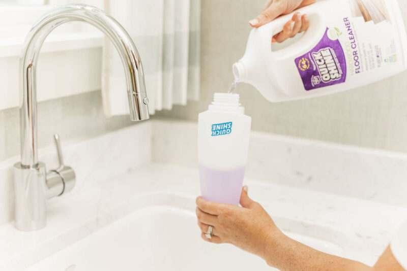 What Is The Best Cleaning Solution For Hardwood Floors?